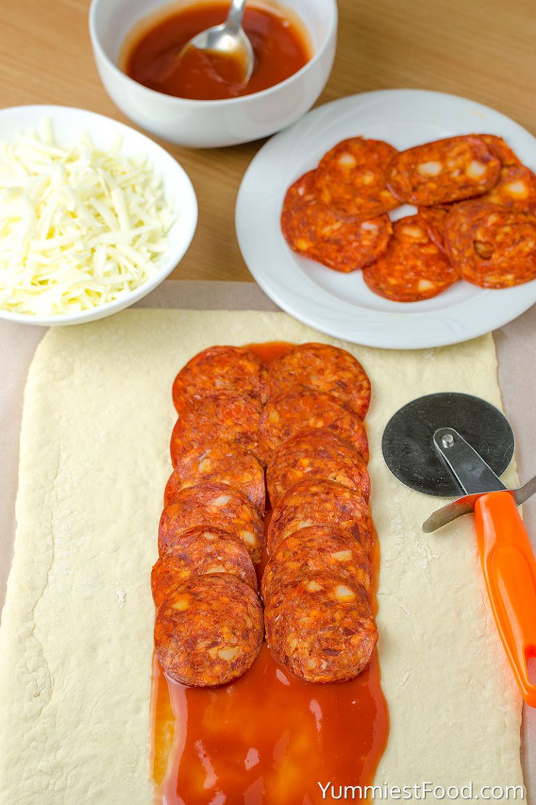 Easy Homemade Pizza Braid – Recipe from Yummiest Food Cookbook