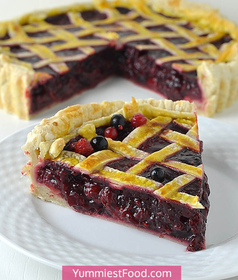 Mixed Berry Pie – Recipe from Yummiest Food Cookbook